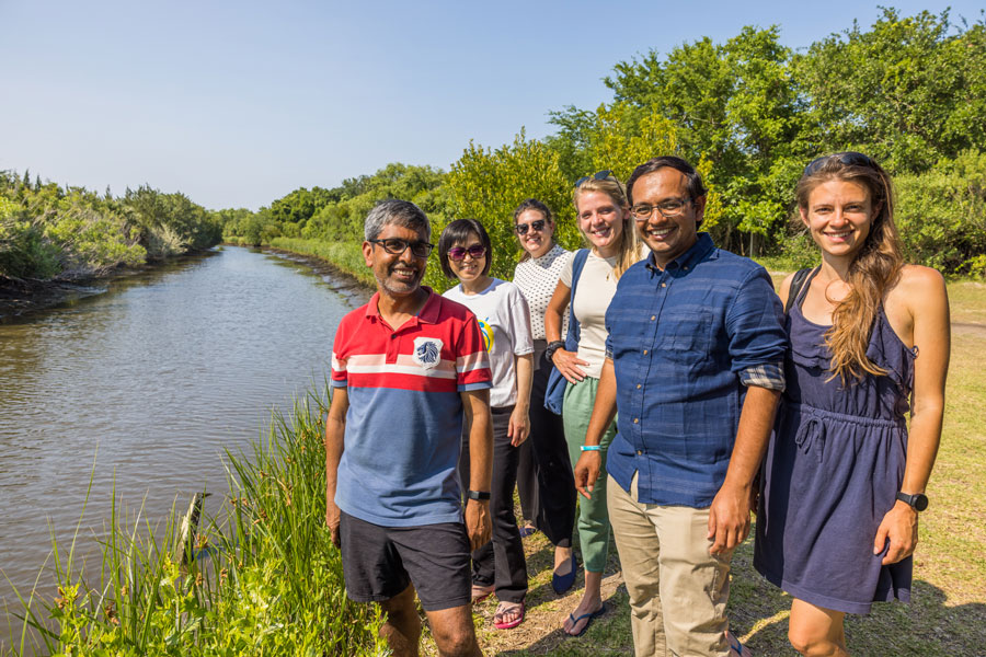Lab Photos | Panda Lab - Salk Institute for Biological Studies